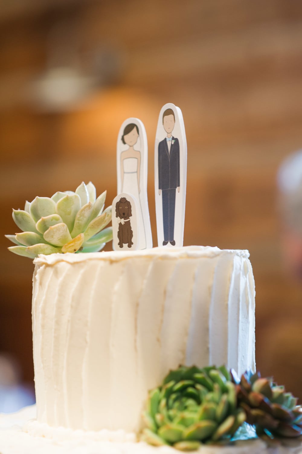 Cake Topper Spindle Photography - Decor To Adore